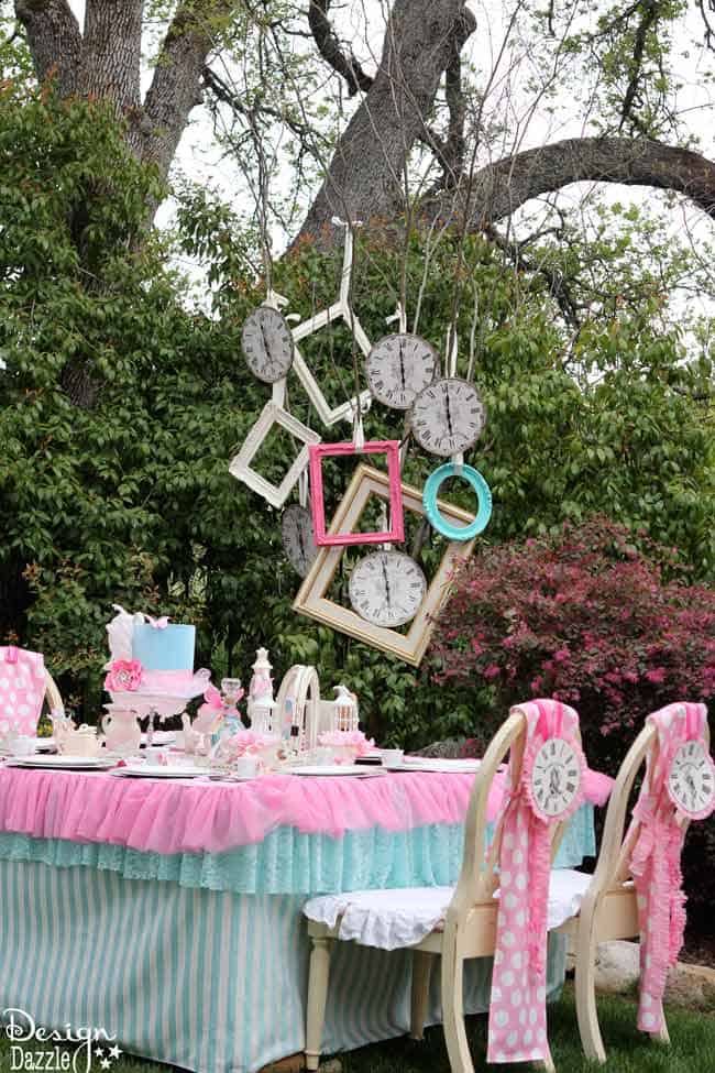 Vintage Glam Alice In Wonderland Party - Design Dazzle Vintage Glam Alice In Wonderland Party - Design Dazzle