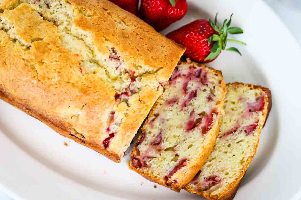 Delicious Strawberry Bread - Design Dazzle