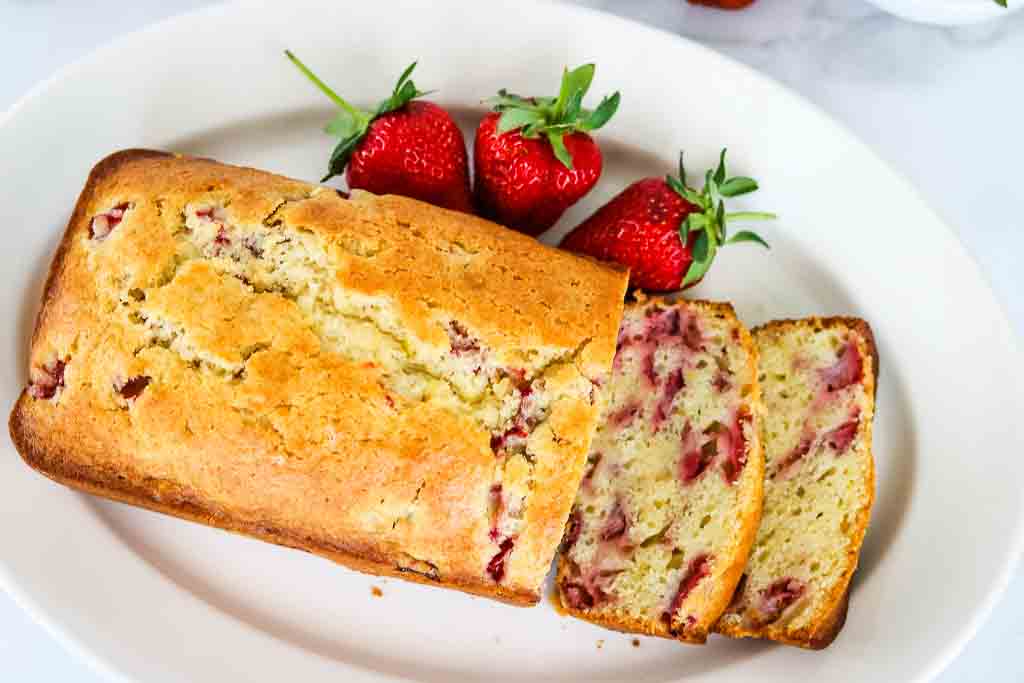 Delicious Strawberry Bread - Design Dazzle